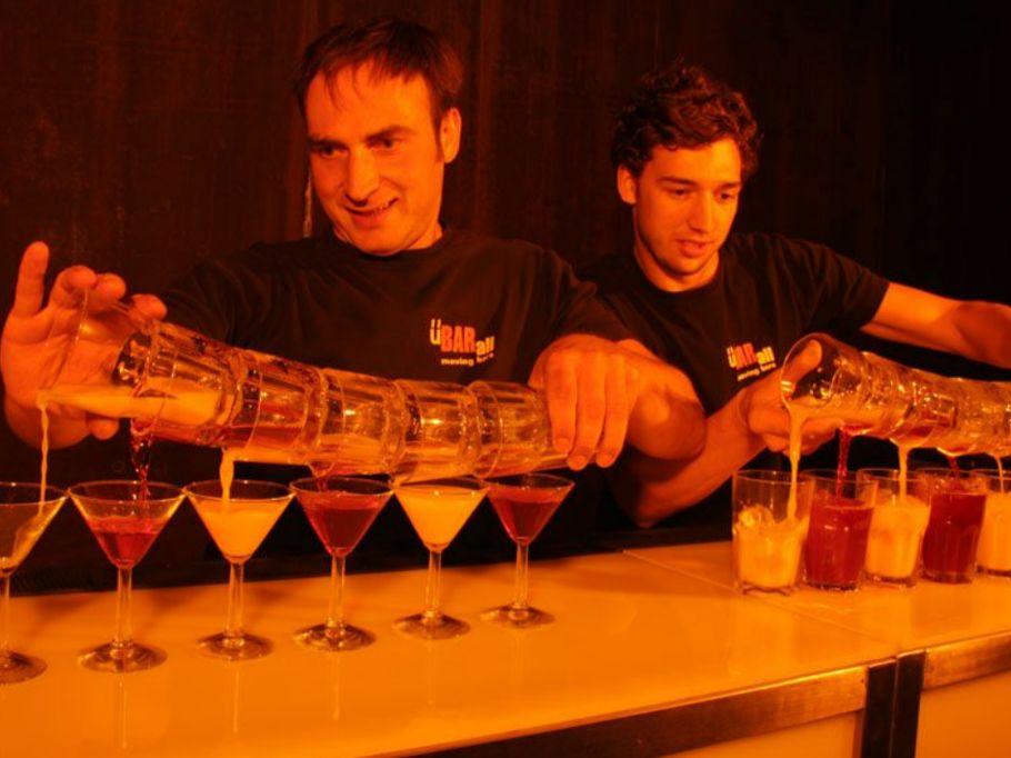 Bartender Show in Berlin: Working Flair Package | konfetti