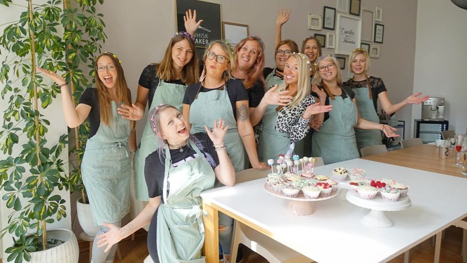 Baking event in Kassel: creative baking class for groups | konfetti