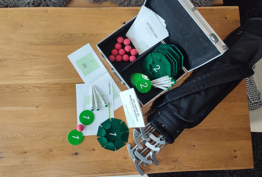 Rent office golf equipment | konfetti