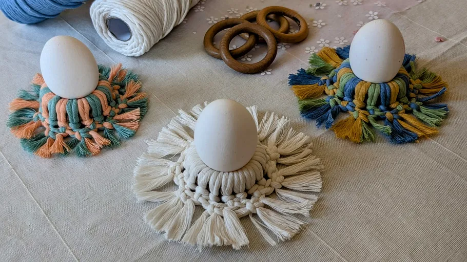 EASTER STUDIO in Weiterstadt: Macrame egg cups | konfetti