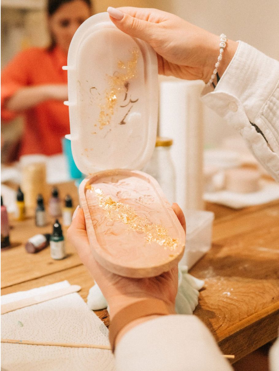 Mould casting with JESMONITE® in Heidelberg | konfetti
