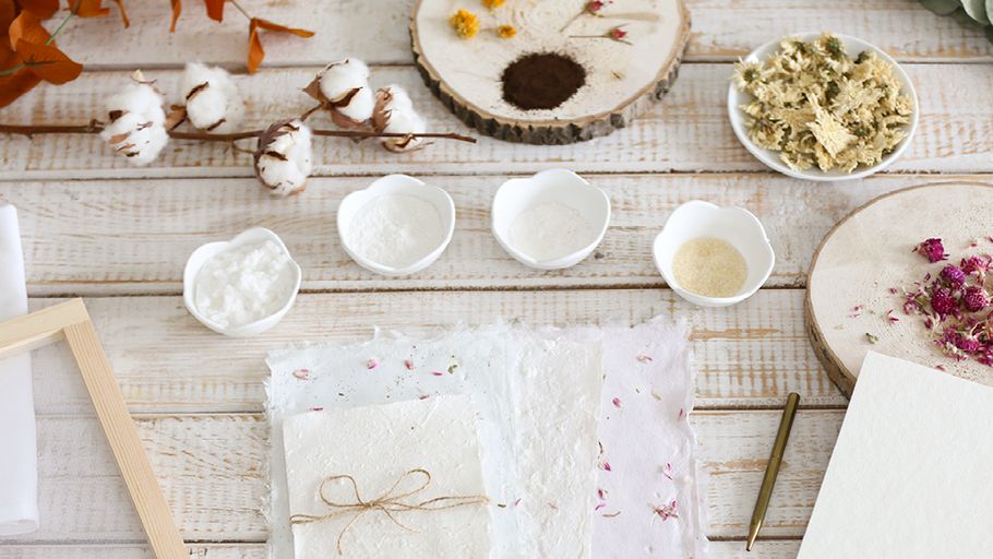 Scented flower paper: creative workshop in Chemnitz | konfetti